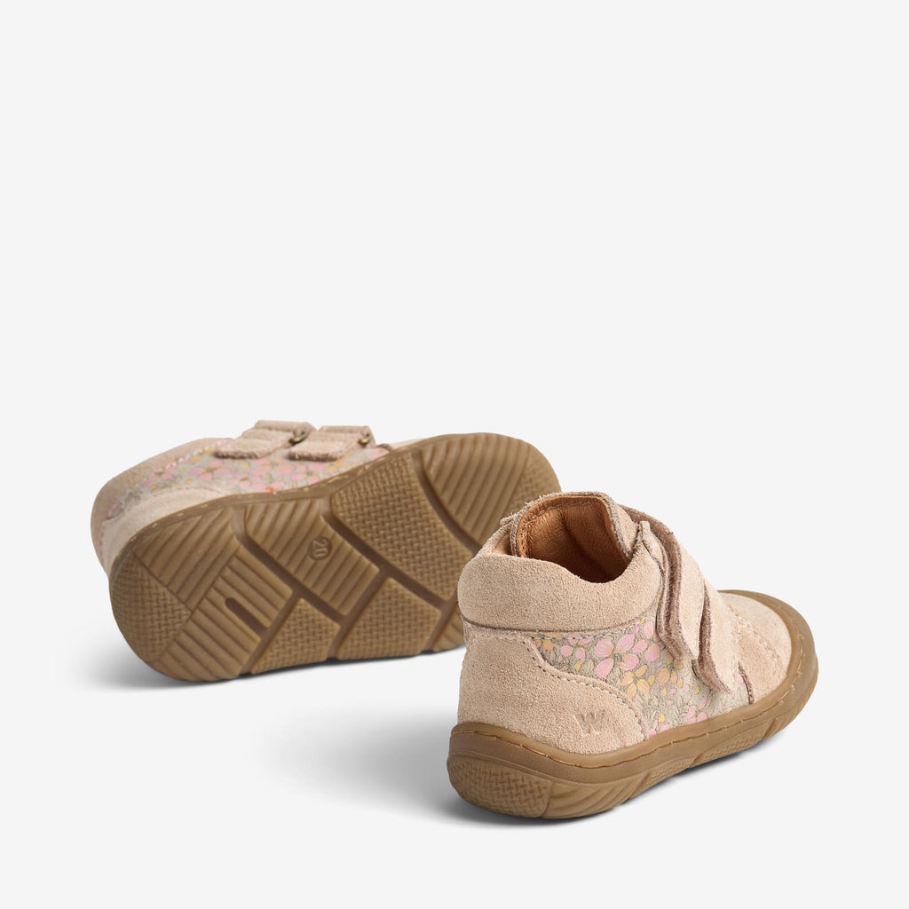 Bootie Ivalo - coral flowers – Wheat.eu