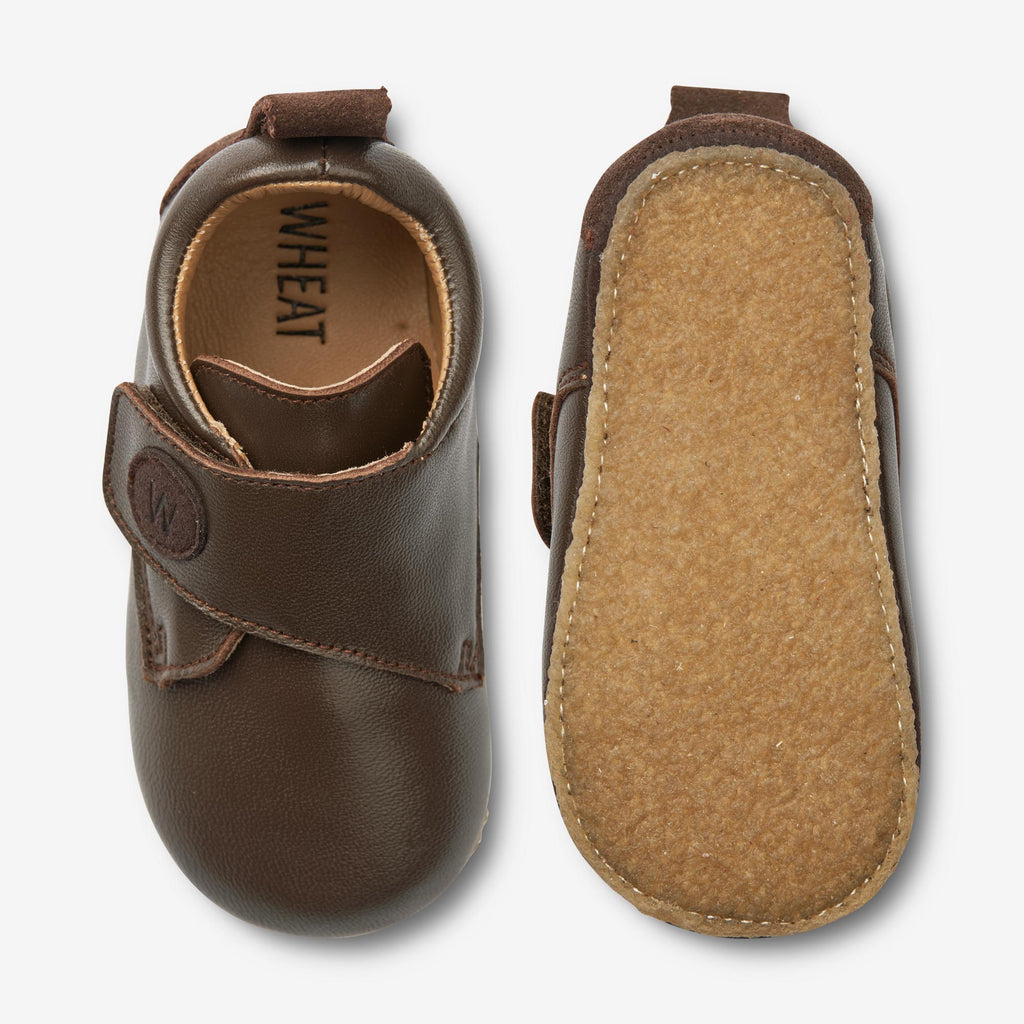 Dakota Leather Indoor Shoe | Baby - dark brown – Wheat.eu
